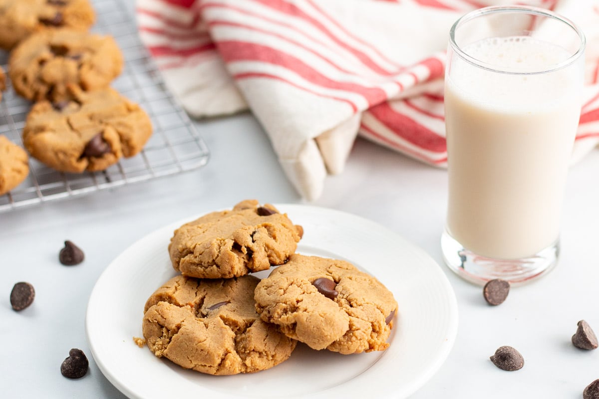 Vegan Peanut Butter Chocolate Chip Cookies - A Plantiful Path
